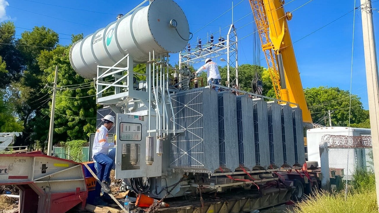 Edesur Dominicana instala en Neiba un transformador de mayor potencia para mejorar el servicio ...